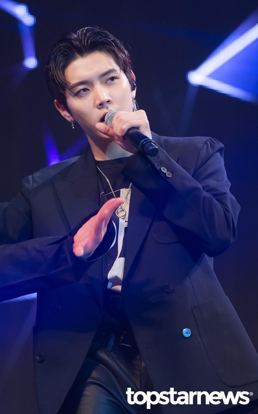 [HD포토] 뉴이스트W(NU`EST W) 렌, ‘날선 눈빛’ - 정송이 기자 - 톱스타뉴스