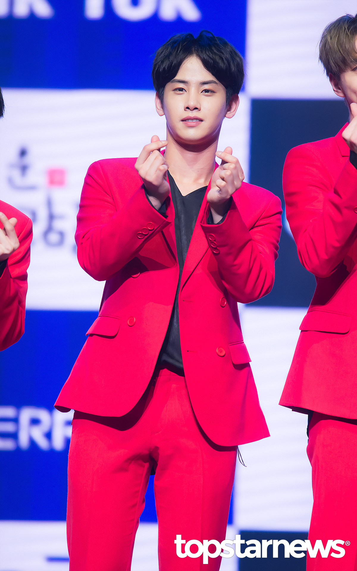 [HD포토] 유앤비(UNB) 고호정, ‘사랑합니다’ (더유닛) - 정송이 기자 - 톱스타뉴스