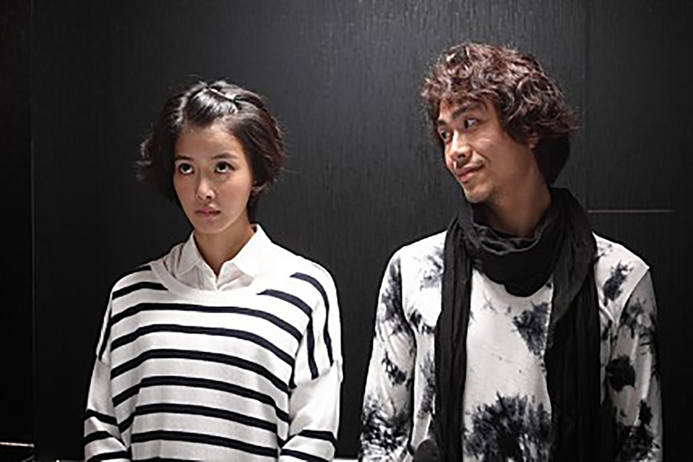 영화 ‘남자사용설명서 이시영 오정세 주연의 로맨틱 코미디…새삼 ‘화제 김은지 기자 톱스타뉴스