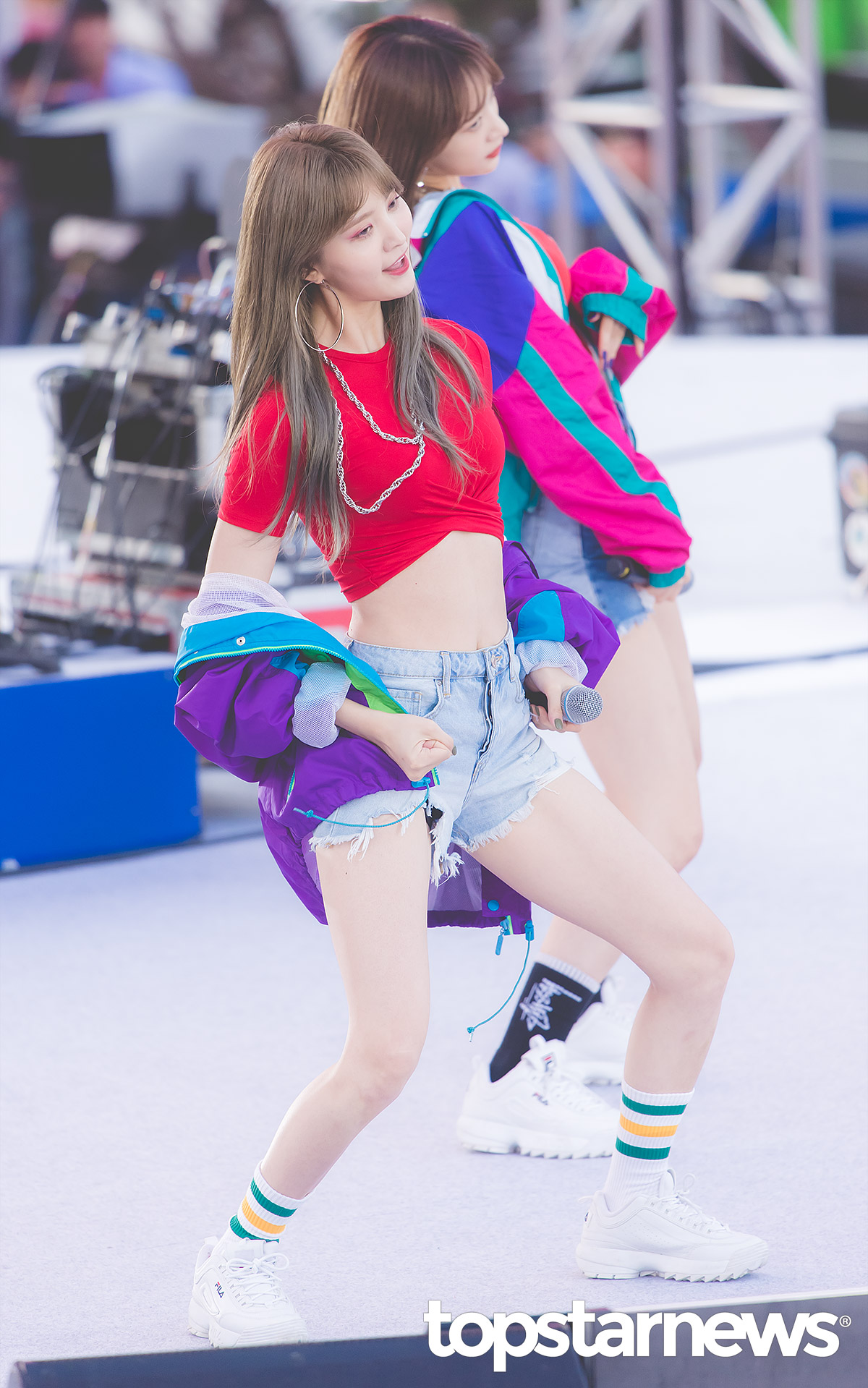 [HD포토] 이엑스아이디(EXID) 정화, ‘늘씬한 몸매 뽐낸 골반댄스’ (2018 러시아 월드컵 대한민국 대 스웨덴 거리응원) - 최규석 기자 - 톱스타뉴스