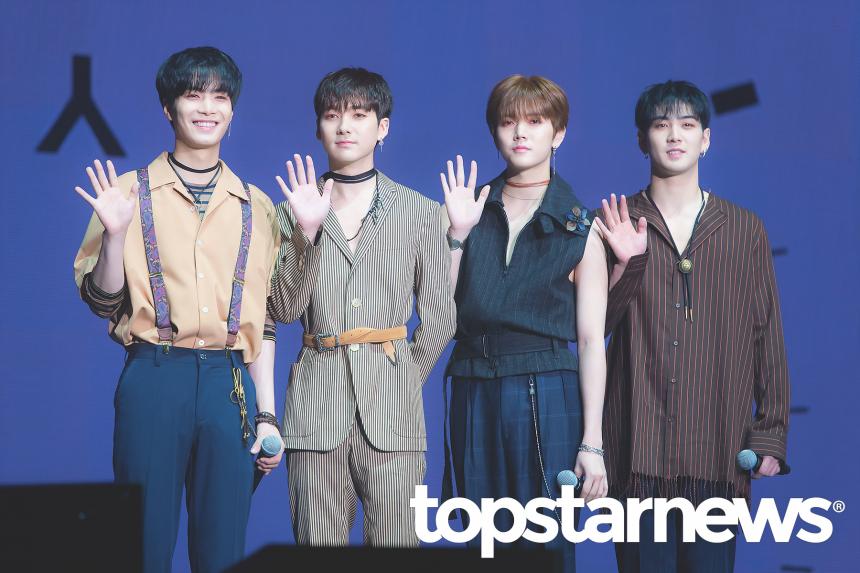 [UHD포토] 뉴이스트 W(NU’EST W), ‘8개월 만에 돌아왔어요’ (데자부) - 정송이 기자 - 톱스타뉴스