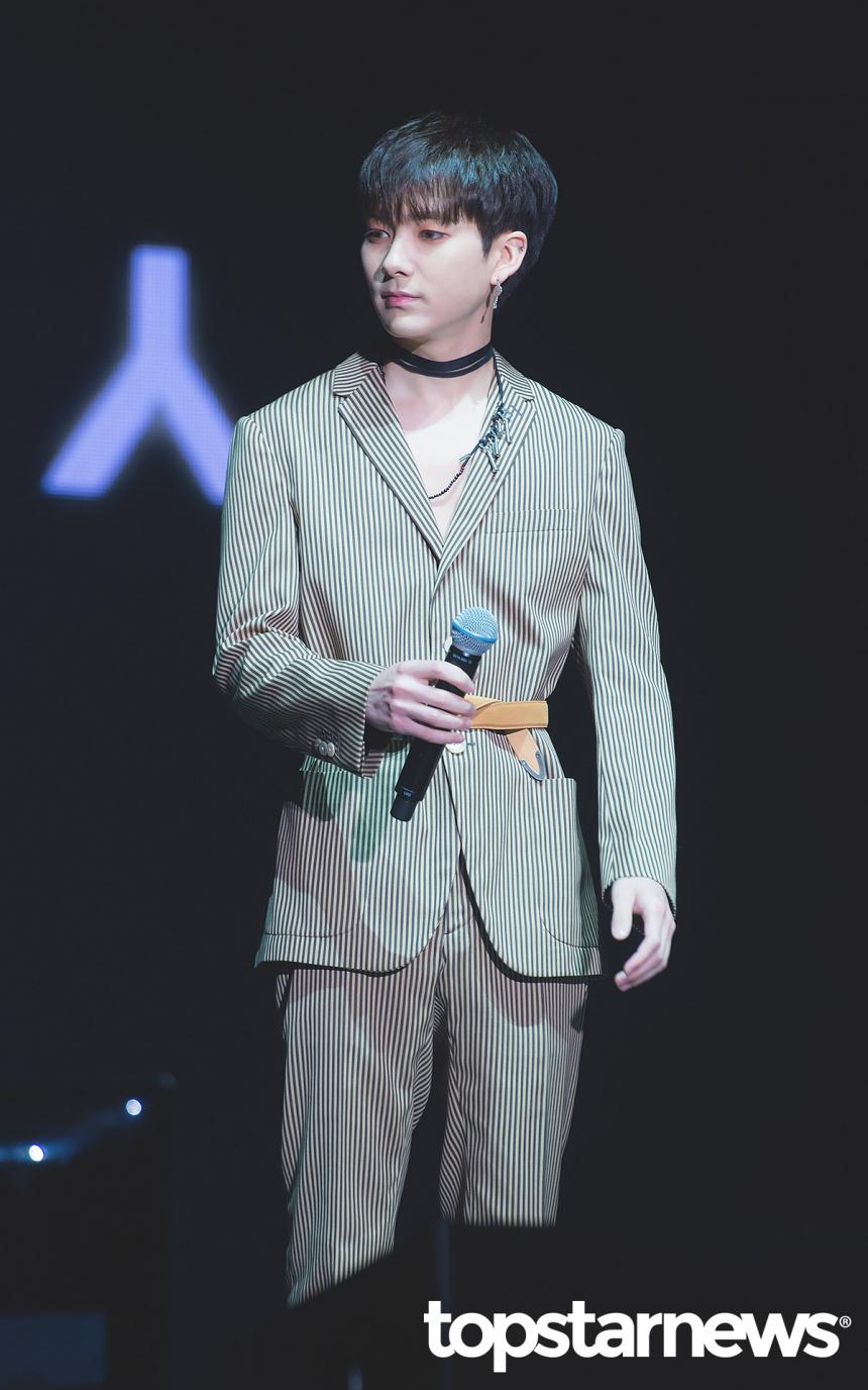 [HD포토] 뉴이스트 W(NU’EST W) 아론, ‘분위기 미남’ (데자부) - 정송이 기자 - 톱스타뉴스