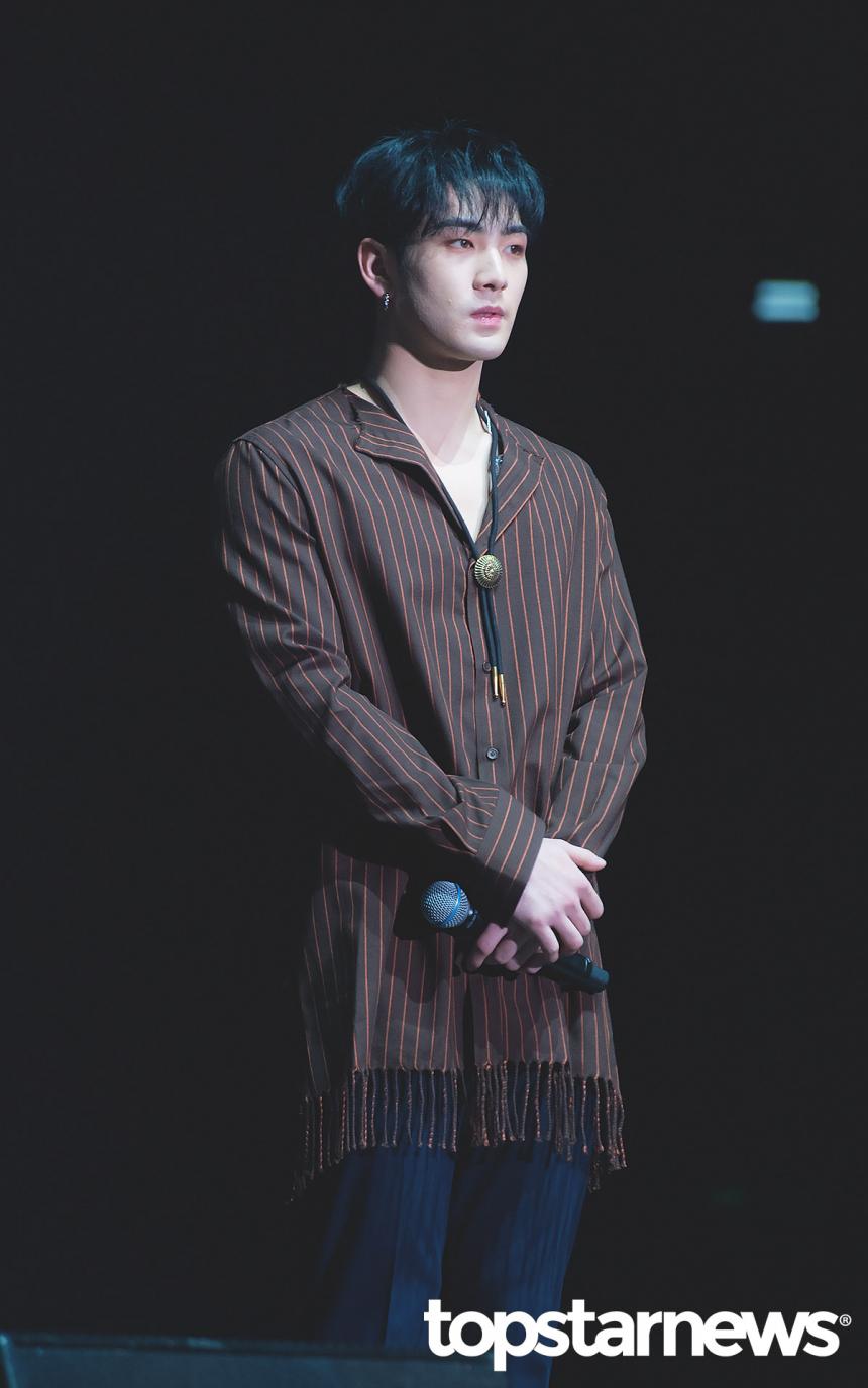 [HD포토] 뉴이스트 W(NU’EST W) 백호, ‘남다른 포스’ (데자부) - 정송이 기자 - 톱스타뉴스