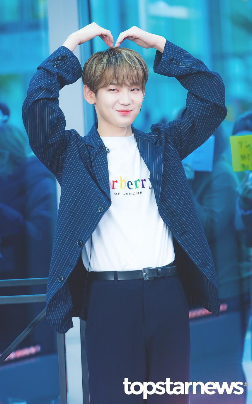 [HD포토] 제이비제이95(JBJ95) 켄타, ‘조금 부끄러워요’ - 정송이 기자 - 톱스타뉴스
