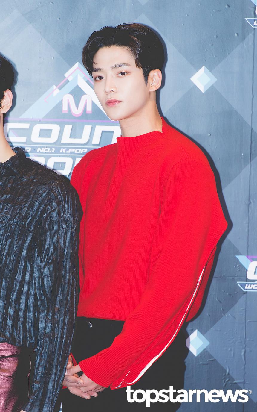 [HD포토] 에스에프나인(SF9) 로운, ‘보는 사람마저 몽롱해지게 만드는 몽환美’ (엠카운트다운) - 최규석 기자 - 톱스타뉴스