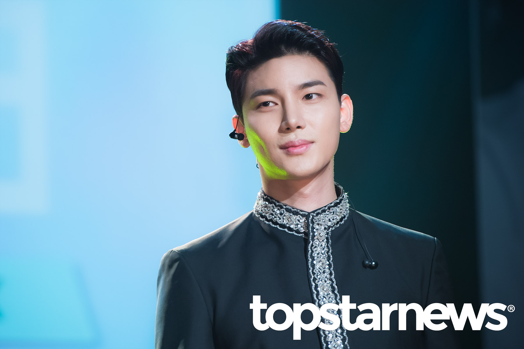 [UHD포토] 노지훈(Ji Hoon Noh), ‘조각 미남 그 자체’ (손가락하트) - 정송이 기자 - 톱스타뉴스