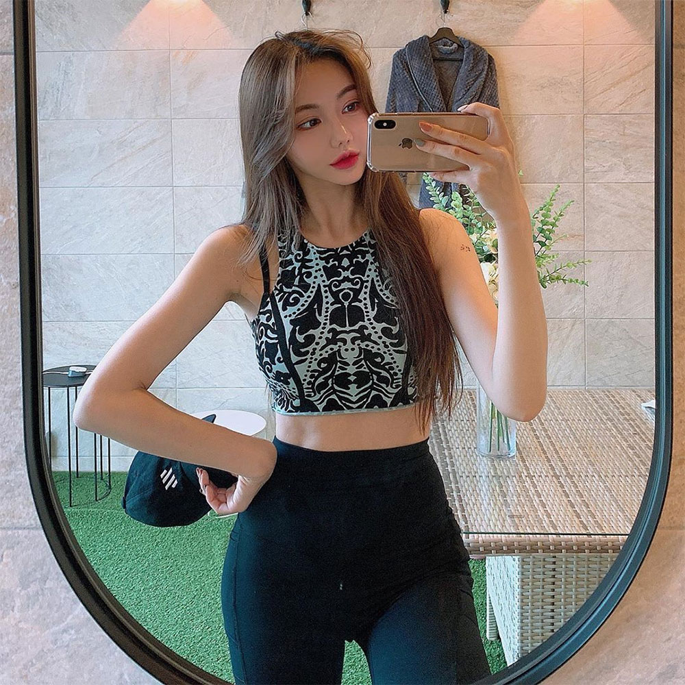 브레이브걸스 출신 BJ박서아, 완벽 S라인 몸매 뽐내 눈길…'남자친구 박영호가 반할만해' - 배지윤 기자 - 톱스타뉴스