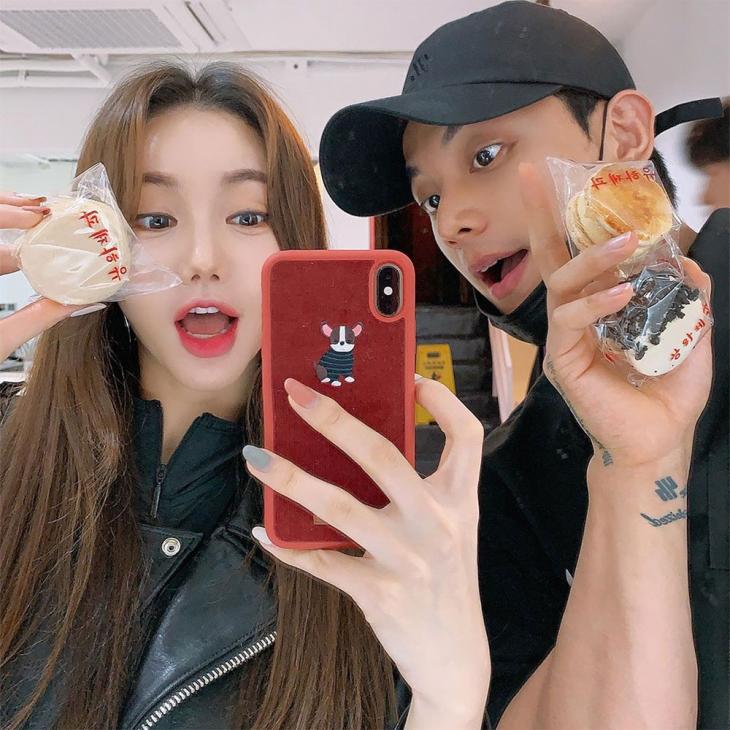 브레이브걸스 출신 BJ박서아♥박영호, 달달한 커플의 일상 속 한 컷…'점점 닮아가' - 배지윤 기자 - 톱스타뉴스