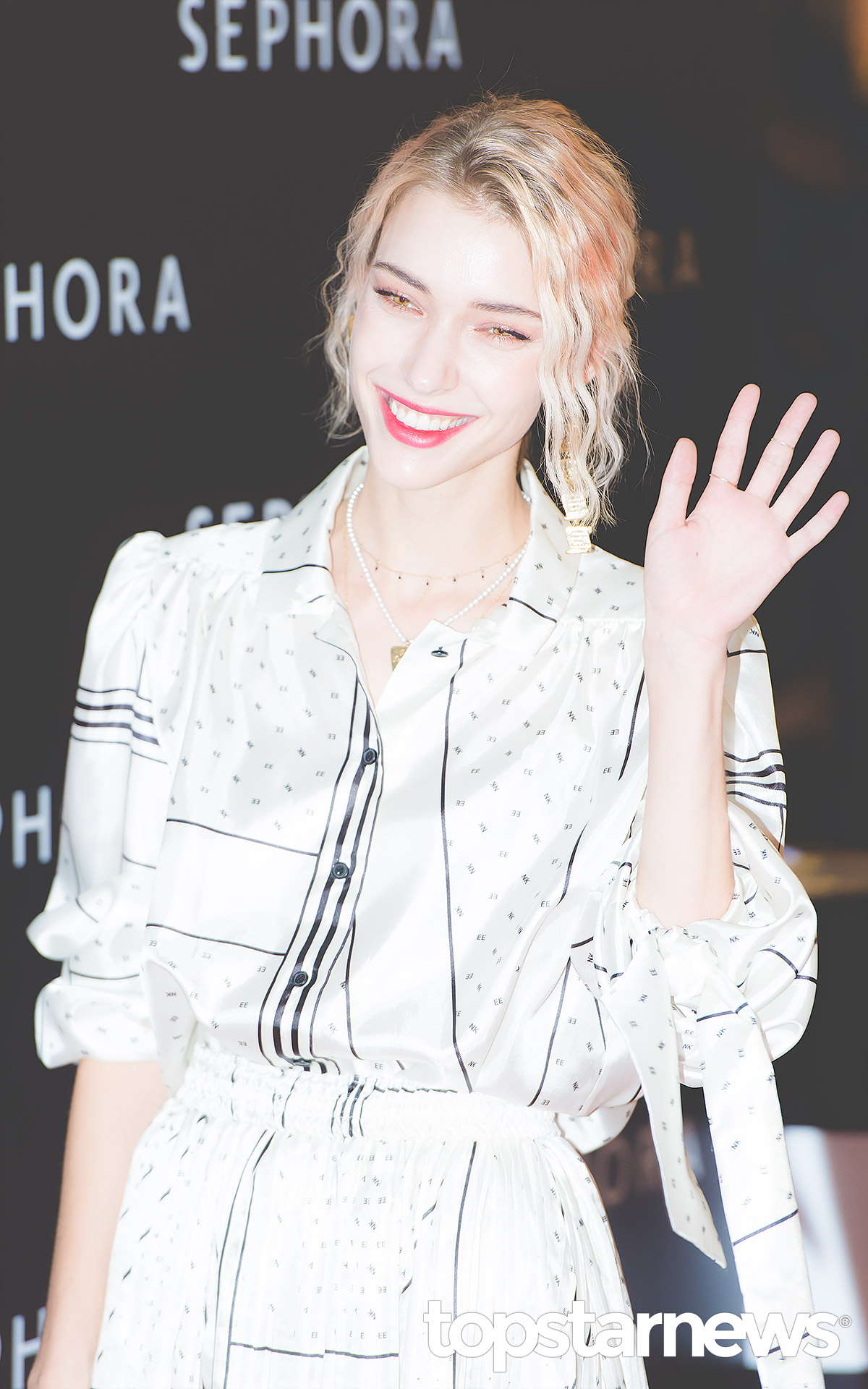 [HD포토] 스테파니 미초바(Stefanie Michova), ‘사랑스러운 미소’ - 최규석 기자 - 톱스타뉴스