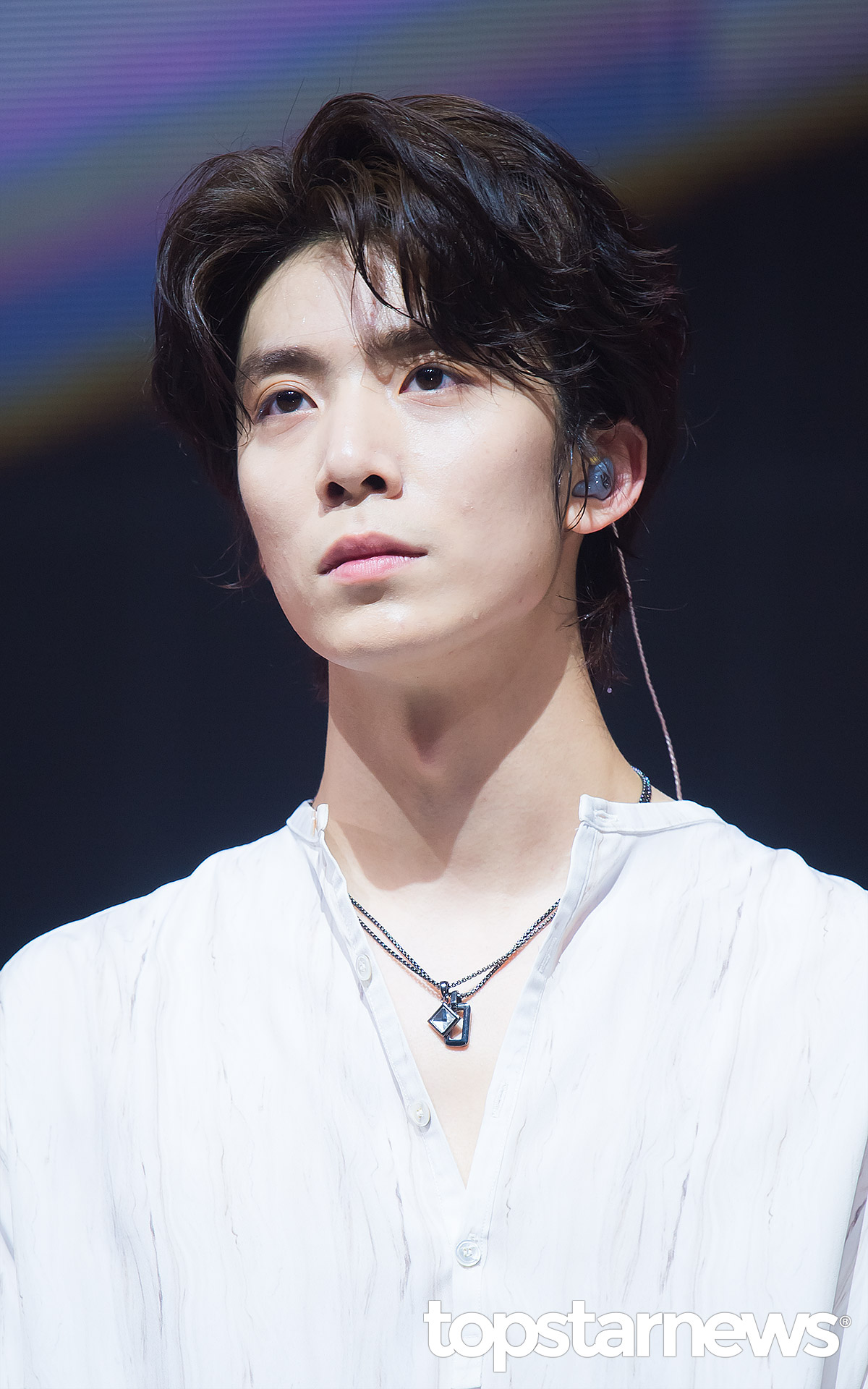 [HD포토] 에스에프나인(SF9) 휘영, ‘사람이야 그림이야?’(여름향기가날춤추게해) - 정송이 기자 - 톱스타뉴스