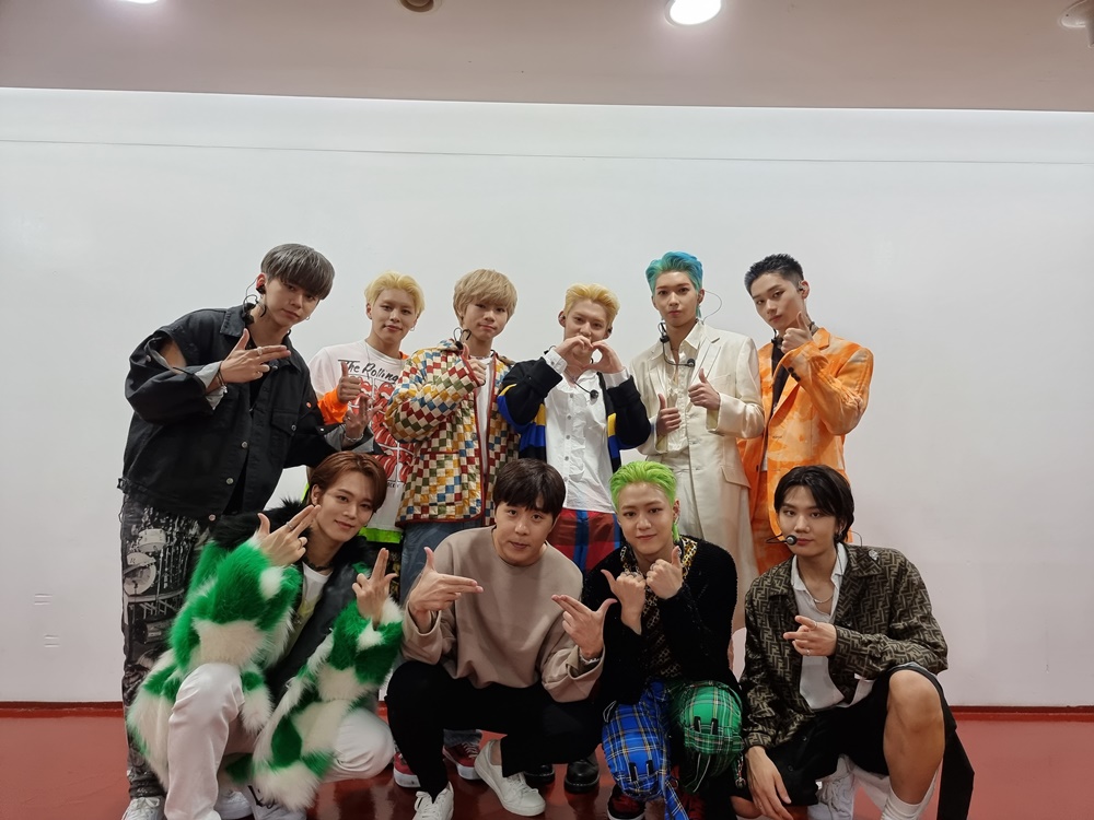 ‘케미 요정’ MC 하루, T1419와 찰떡 호흡→빛나는 센스까지 ‘열일 행보’ - 김혜진 기자 - 톱스타뉴스 - 연예가소식