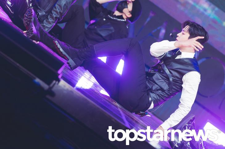 [UHD포토] 에스에프나인(SF9) 로운, ‘섹시한 남자’ (Trauma 쇼케이스) - 최규석 기자 - 톱스타뉴스