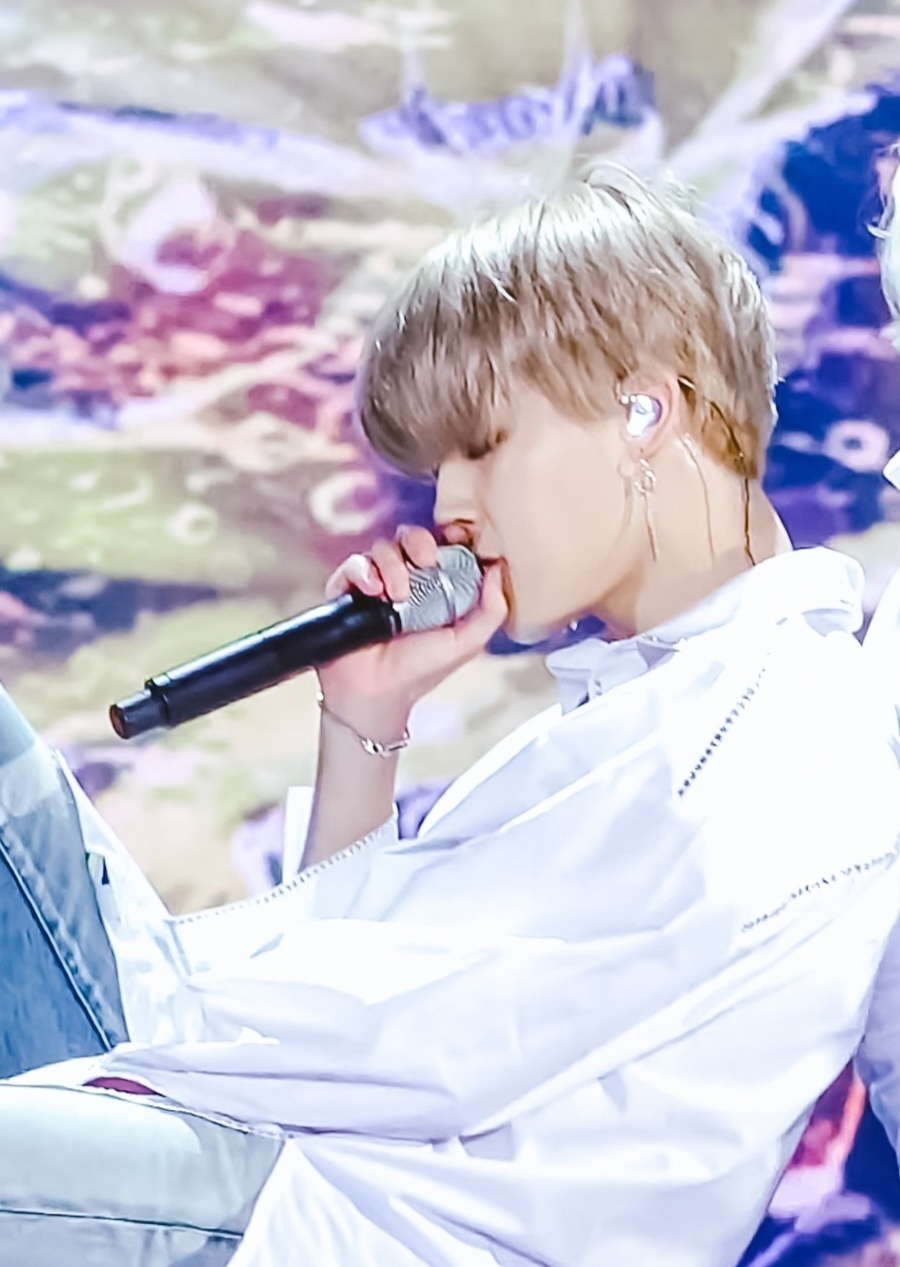 ″JIMIN EFFECT란 이런 것″…방탄소년단 지민 추천곡, 日스포티파이 바이럴송즈 차트 1위 등극 '최고 파급력' - 황선용 ...