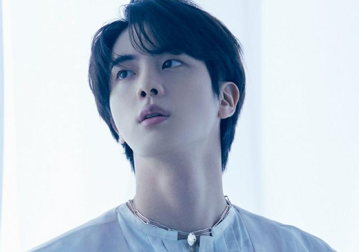 'Vocal king' 방탄소년단 진, 빌보드 핫 트렌딩 송즈 'Yours' 42주, '슈퍼 참치' 38주 연속 차트인 ..최정상 솔로 아티스트 JIN의 롱런 파워 ...