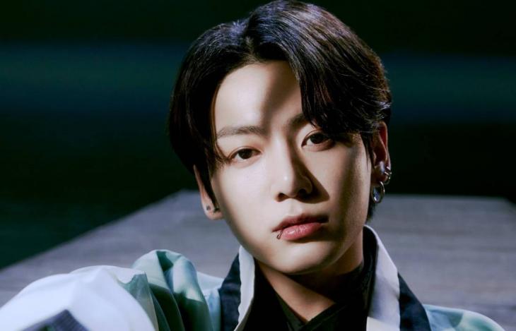 방탄소년단 정국 달마중 프리뷰 나른·도발 눈빛x근엄·기품·우아→궁중 판타지 로맨스물 남주 자태 전정국 전하이올시다