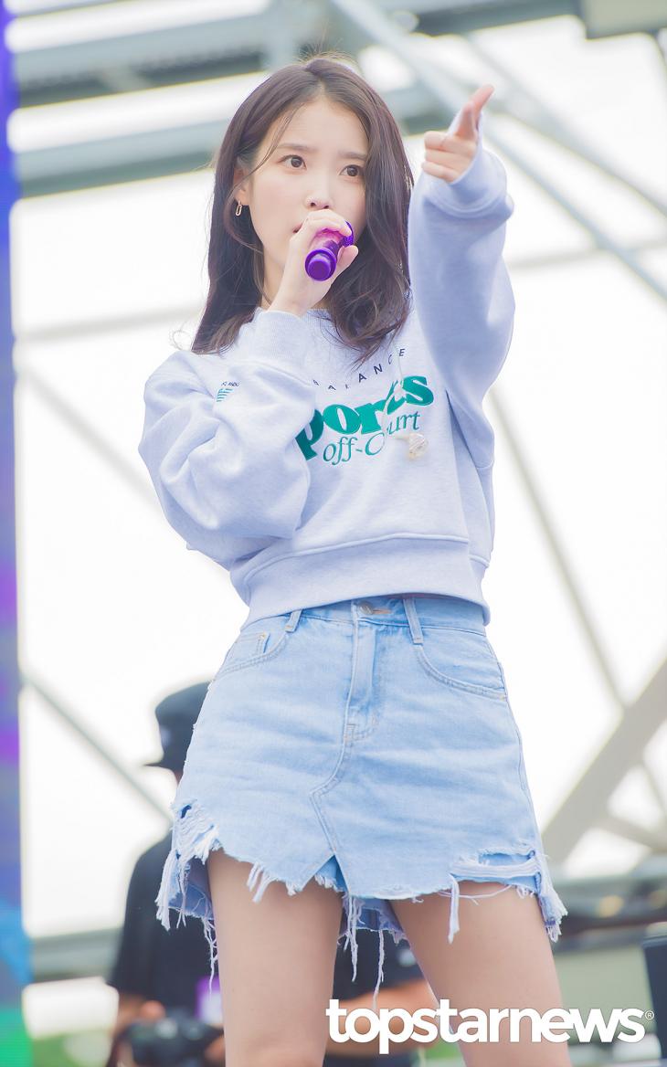 [HD포토] 아이유(IU), ‘유애나 심장 저격유’ (뉴발란스 런온 서울 우먼스) - 최규석 기자 - 톱스타뉴스