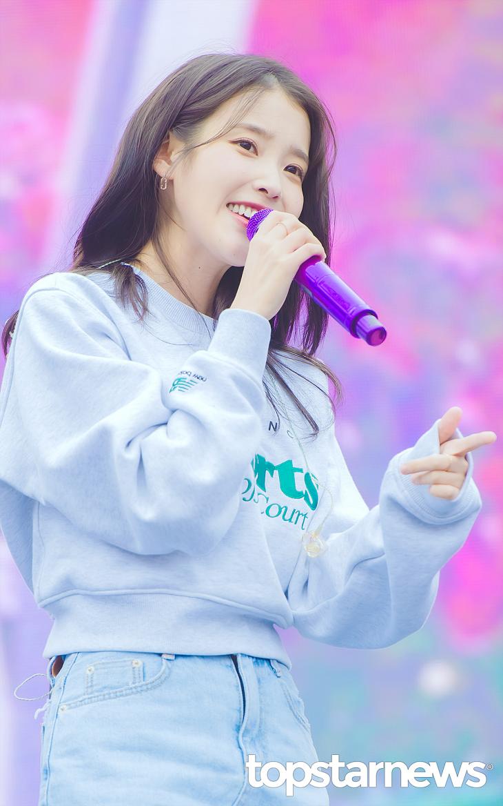 [HD포토] 아이유(IU), ‘이 여자 도대체 뭐야~’ (뉴발란스 런온 서울 우먼스) - 최규석 기자 - 톱스타뉴스