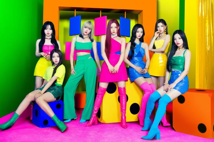 JYP 신예 엔믹스, '다이스' MV 5000만뷰 돌파…국내외 음반 차트 1위 - 배예은 기자 - 톱스타뉴스