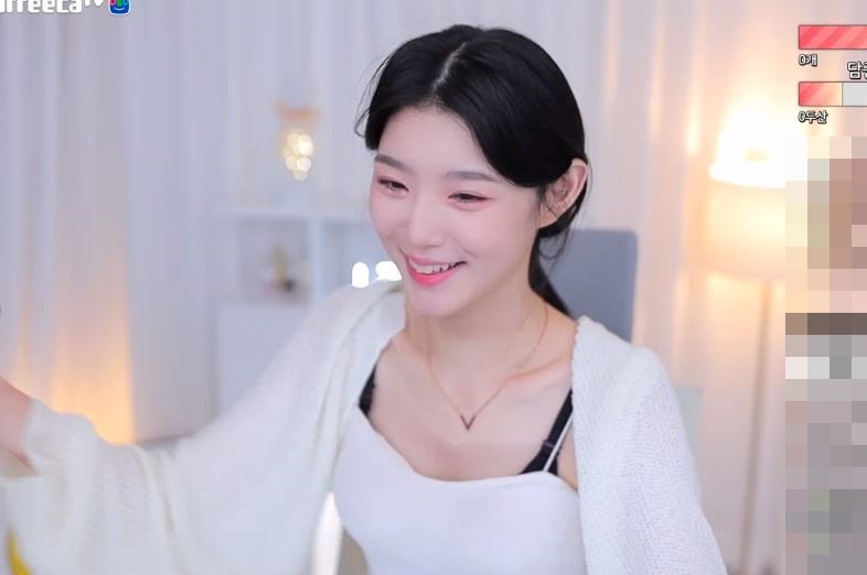 '방과후 설렘' 출신 조유정, 근황 보니?…아프리카TV BJ 활동 ing - 유수연 기자 - 톱스타뉴스 - 엔터/방송