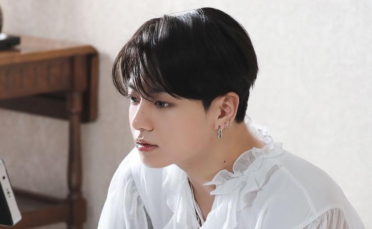 [bts News] 방탄소년단 정국 개인 화보집 3차 품절 신화→멤버 최초·유일 초강력 인기 정국 효과 위력 입증