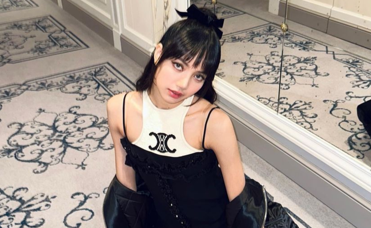 ‘Queen LISA’ 블랙핑크 리사, 스포티파이 70주 연속 차트인…역사상 K팝 아티스트 최초·유일 신기록 - 황선용 기자 ...