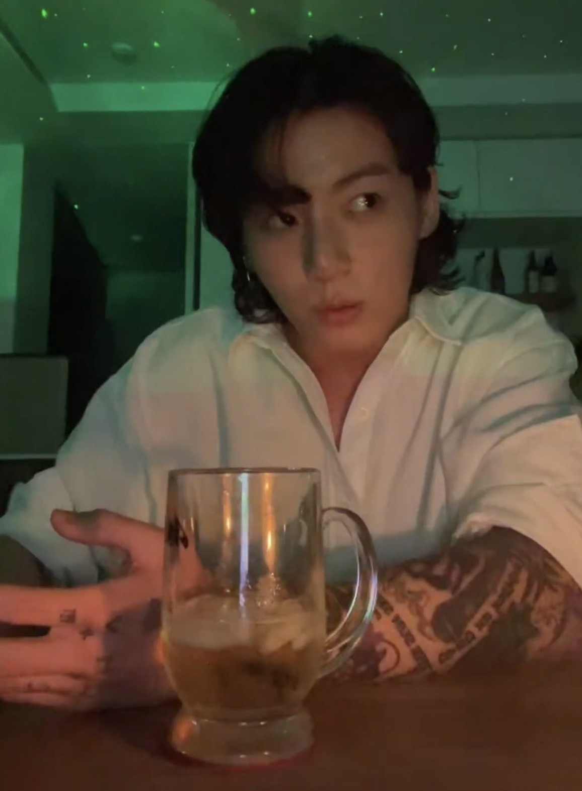 [bts News] 방탄소년단 정국 극찬x플레이리스트 추가에 필리핀 가수 지금 죽어도 여한 없어 현지 Tv방송→매체