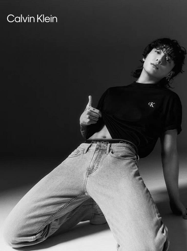 [BTS News] 방탄소년단 정국, 'CK 화보'서 시크한 섹시미X매혹적인 청춘미 공존→청량·황홀 꽃미남 매력 발산 - 황선용 ...