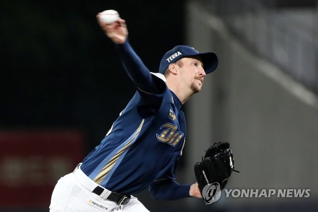 최고투수 NC 페디, 빅리그 관심에 긴장했나…3이닝 7실점 강판 - 편집팀 기자 - 톱스타뉴스