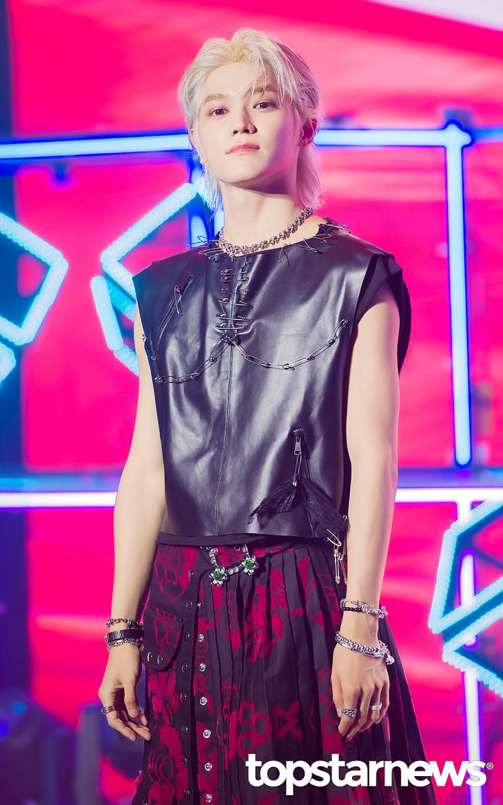 엔시티(NCT) 태용, ‘어 잘생겼다’ (SHALALA 쇼케이스) [HD포토] - 최규석 기자 - 톱스타뉴스