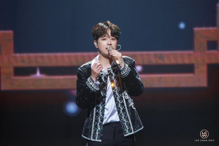 `무대 위 트롯거성 이찬원의 빛나는 아우라`, 6월 브랜드평판 가수부문 9위 - 김지정 기자 - 톱스타뉴스