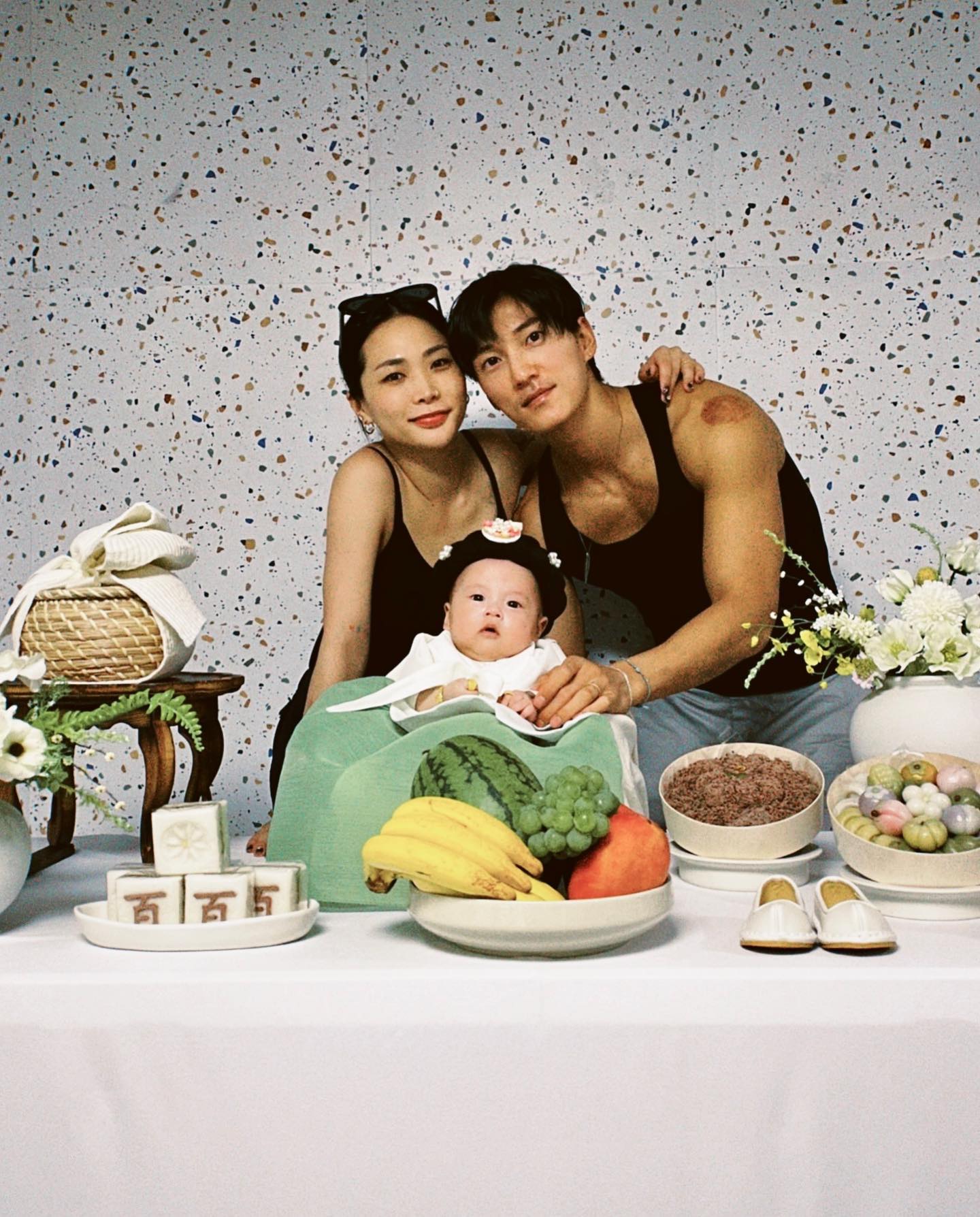 허니제이♥정담, 딸 러브 백일상 공개 "이제 시작이라는 거" - 김효진 기자 - 톱스타뉴스