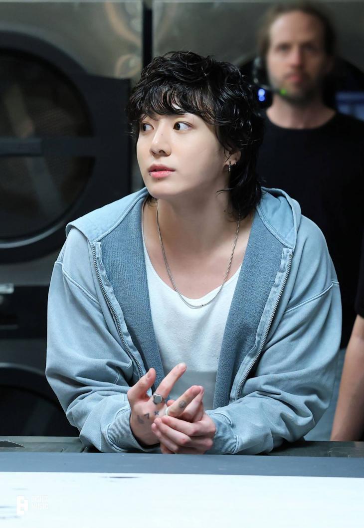 [BTS News] 방탄소년단 정국, 10일 만에 1억뷰 'Seven' MV 유튜브 글로벌 톱 뮤비→톱 송 주간 차트 1위 '싹쓸이' - 황선용 기자 - 톱스타뉴스