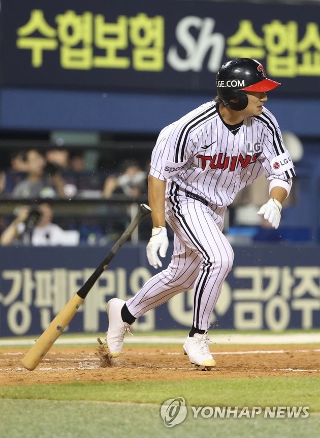 '5연승' LG, SSG에 3.5경기 앞선 선두…kt도 4연승 마법(종합) - 편집팀 기자 - 톱스타뉴스