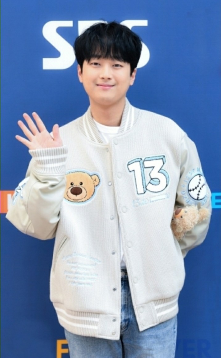 예능대세 이찬원 `과몰입 인생사` MC 발탁, SBS 신규 스토리텔러 프로그램…31일 첫 방송 - 김지정 기자 - 톱스타뉴스