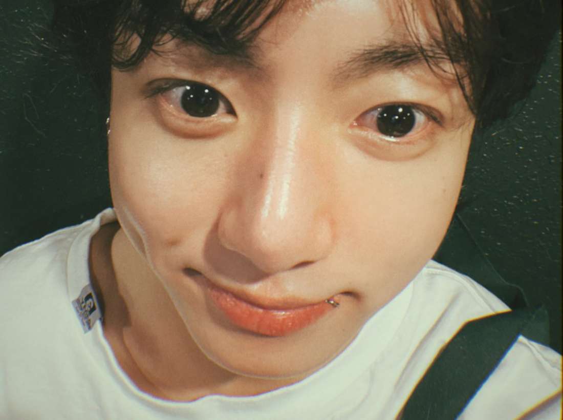 [bts News] 방탄소년단 정국 귀염·앙큼x치명·시크 여심 강탈 한도 초과 매력 맛집 셀카 사복에도 월드 슈스
