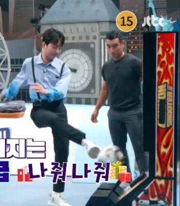 `톡파원 25시`, 당 충전엔 달달한 크림소다ㆍ안구정화엔 달콤한 로맨티스트 이찬원 - 김지정 기자 - 톱스타뉴스