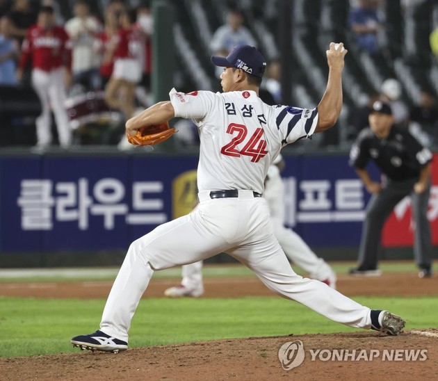 롯데 핵심 불펜 김상수, 허벅지 근육 파열…2주 이탈 진단 - 편집팀 기자 - 톱스타뉴스