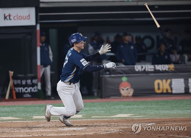 PS 통산타율 0.206→올해 0.393…박건우 "오늘, 내일이 더 중요" - 편집팀 기자 - 톱스타뉴스