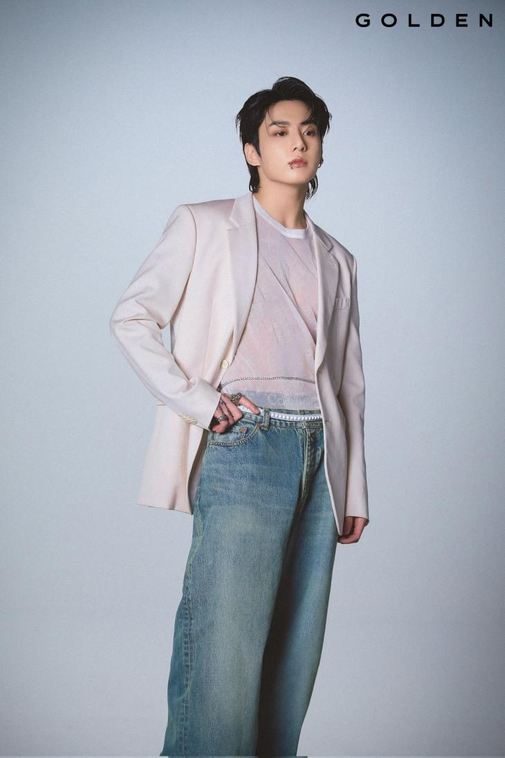 [BTS News] 방탄소년단 정국 'GOLDEN' 컴백 2일 만에 11월 주간 월드+음반 부문 1위 '2관왕 달성' - 황선용 ...