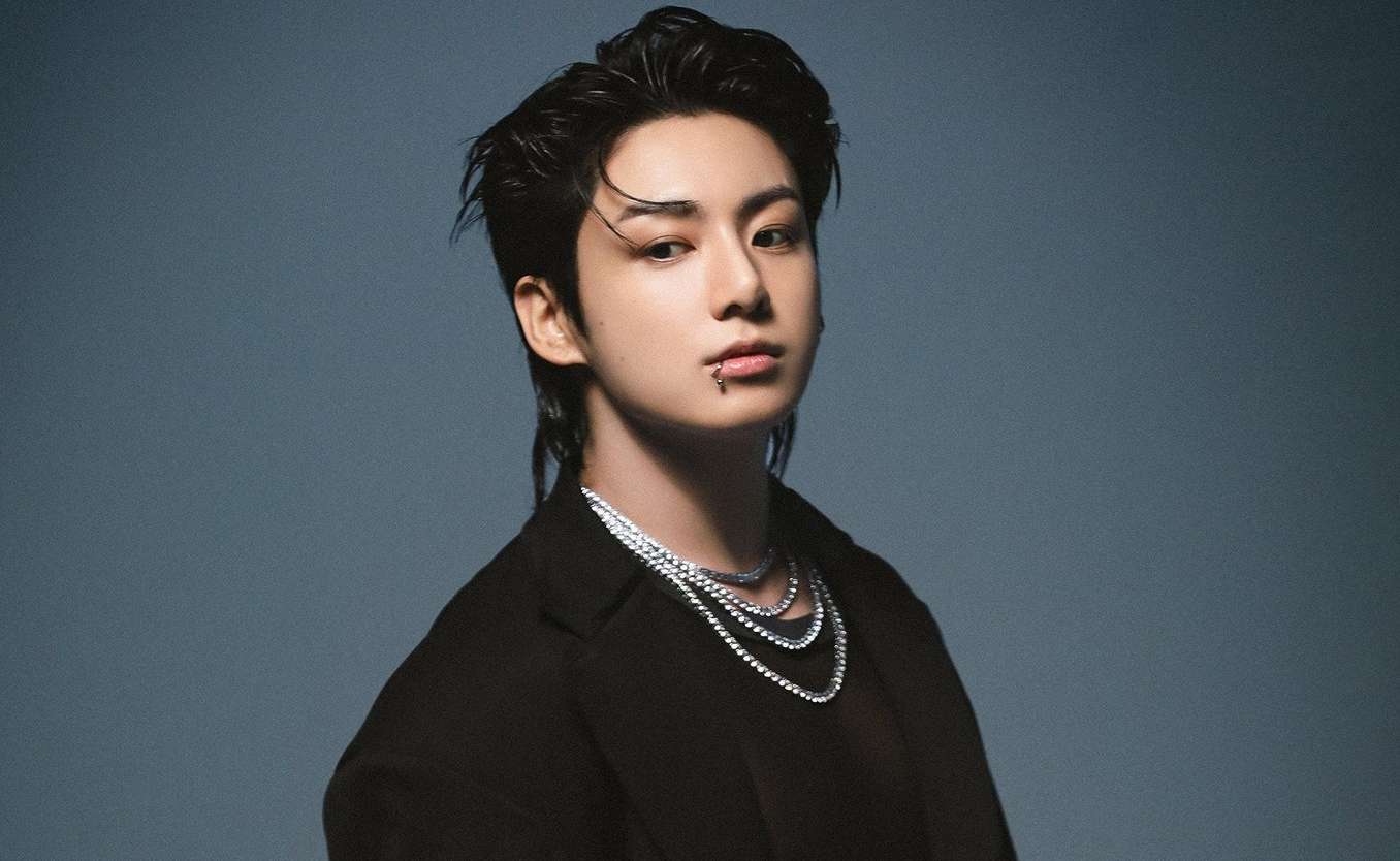 [BTS News] 방탄소년단 정국, 'Standing Next to You' 美빌보드 '글로벌'+'디지털 송 세일즈' 차트 '2주 연속' 1위 - 황선용 기자 - 톱스타뉴스