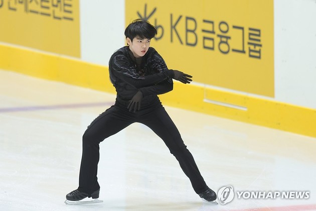 피겨 차준환·신지아, 이변 없이 국가대표 1차 선발전 우승(종합) - 편집팀 기자 - 톱스타뉴스