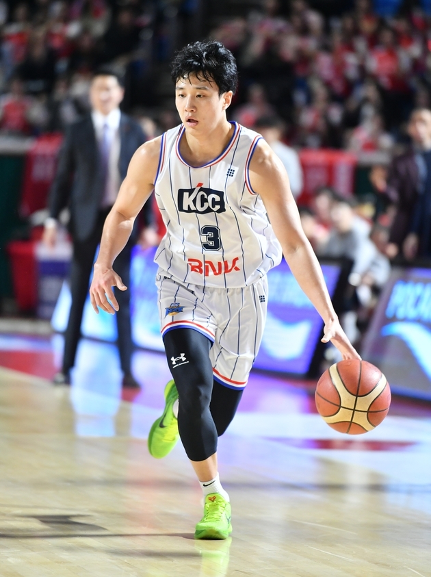 프로농구 KCC, 6강 PO 2연승…4강 PO 진출 확률 100％ 잡았다 - 편집팀 기자 - 톱스타뉴스