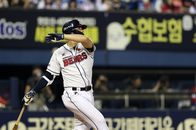 '반등 조짐' 김재환 "지난 시즌보다 10홈런 빨리 채워 다행" - 편집팀 기자 - 톱스타뉴스