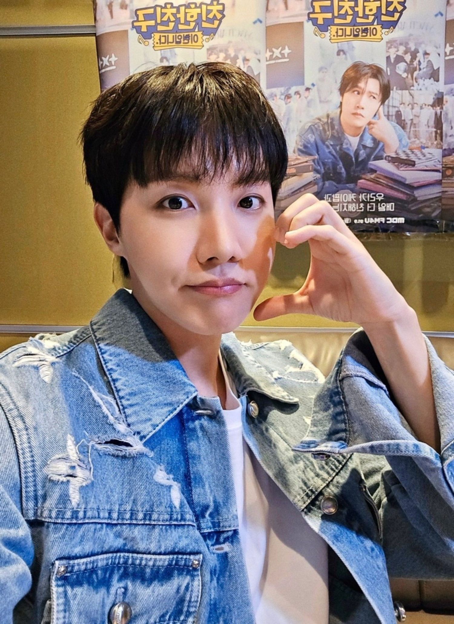 전역 후 화려한 복귀…BTS 제이홉, 아티스트 인스타그램 영향력 세계 1위 - 황선용 기자 - 톱스타뉴스