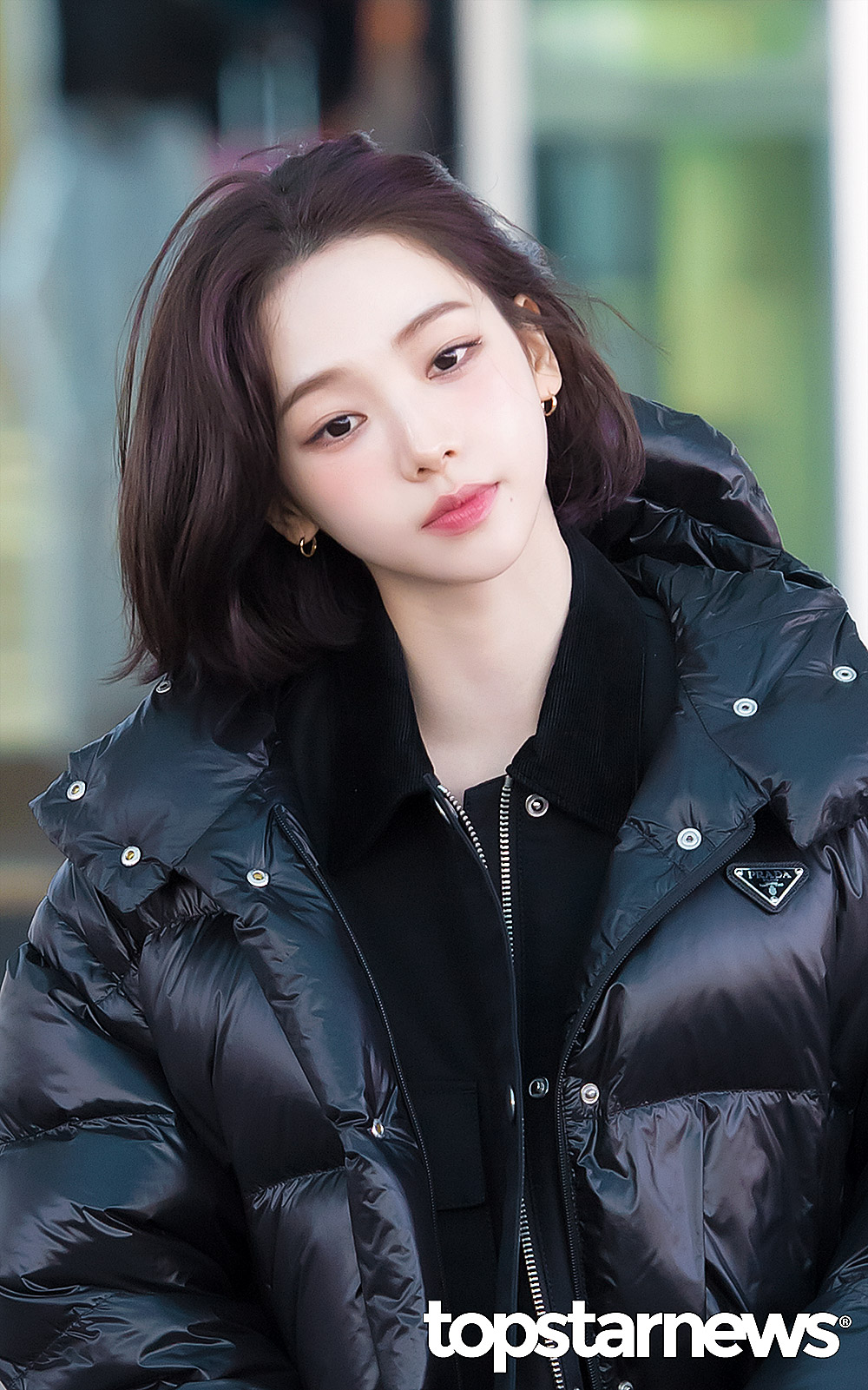 에스파 카리나, 단발 변신 후 첫 공식 석상…밀라노 패션위크 프라다 쇼 참석 [스타일 HD] - 최규석 기자 - 톱스타뉴스 ...