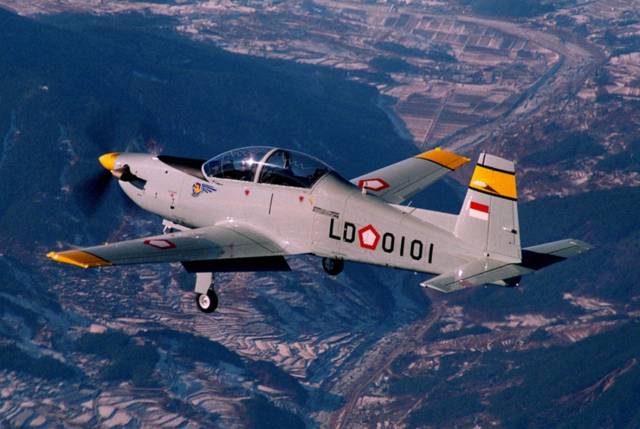 한국항공우주산업, 인도네시아 공군 훈련기 유지·보강 사업 진행 - 정수현 기자 - 톱스타뉴스 - 경제/핫토픽