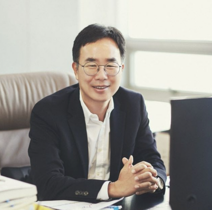 hlb, fda 승인 기대감 속 지분 매입… 책임 경영 강화 - 박혜진 기자 - 톱스타뉴스 - 경제/핫토픽