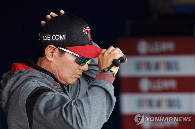 ‘KBO’ LG, 염경엽 감독 심판 충돌로 200만원 제재 확정 - 한도현 기자 - 톱스타뉴스 - 스포츠