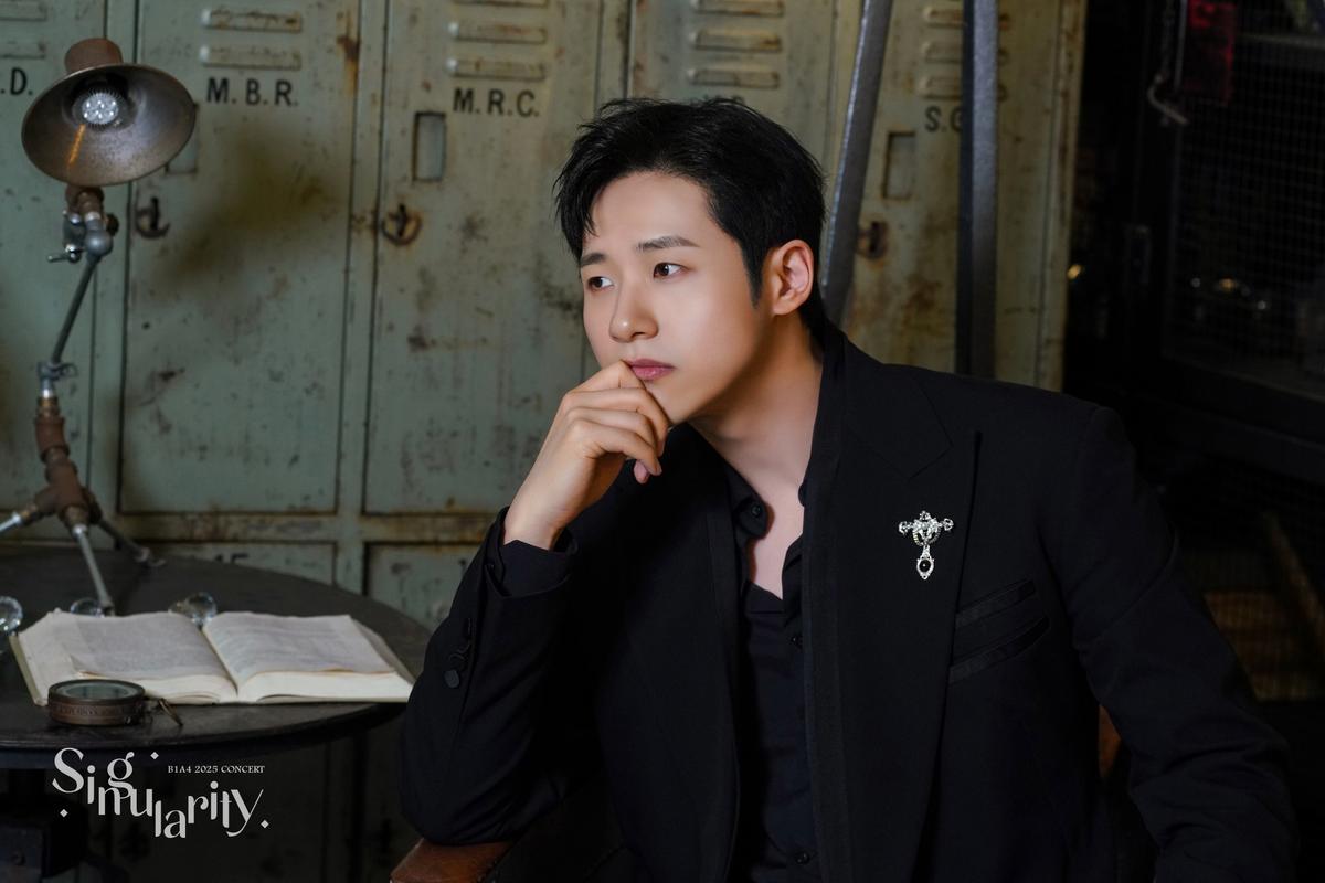 “특별한 14주년의 만남”…B1A4, ‘Singularity’ 콘셉트 포토 공개→팬덤 기대감 고조 - 배상우 기자 - 톱스타뉴스 - 엔터/가요