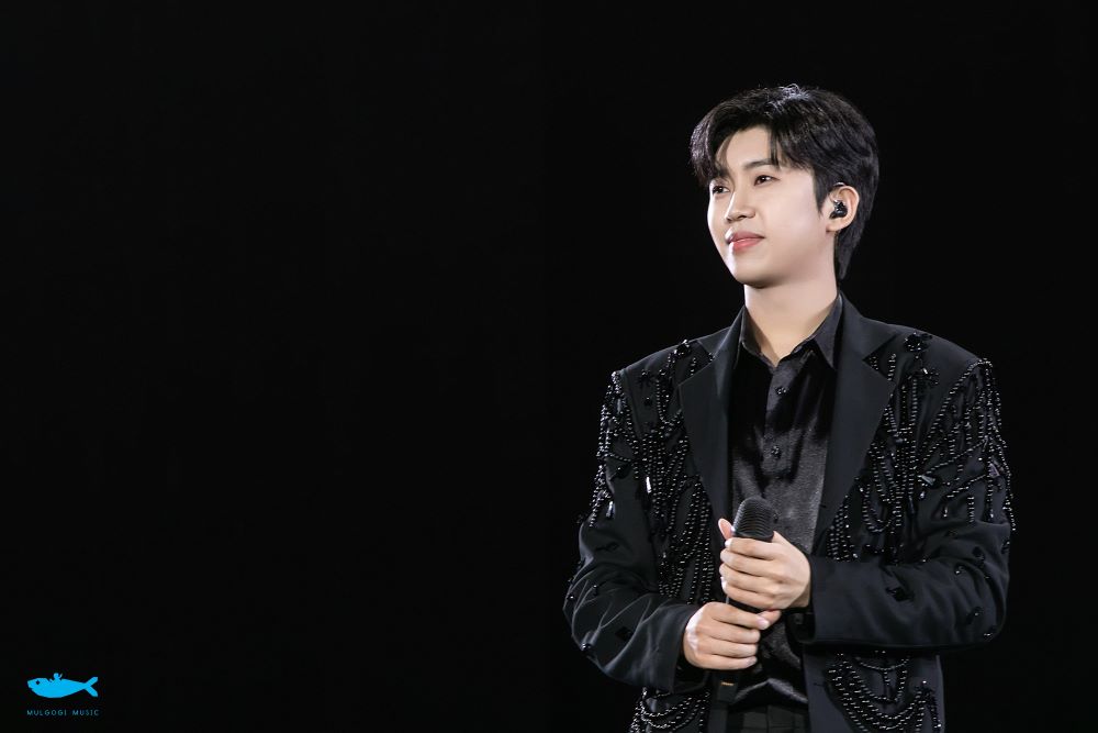 [영웅신문] 임영웅, 손끝에 담긴 가장 우아한 고백 '손이 참 곱던 그대'…I'M HERO 기획 3 - 김경혜 기자 - 톱스타 ...